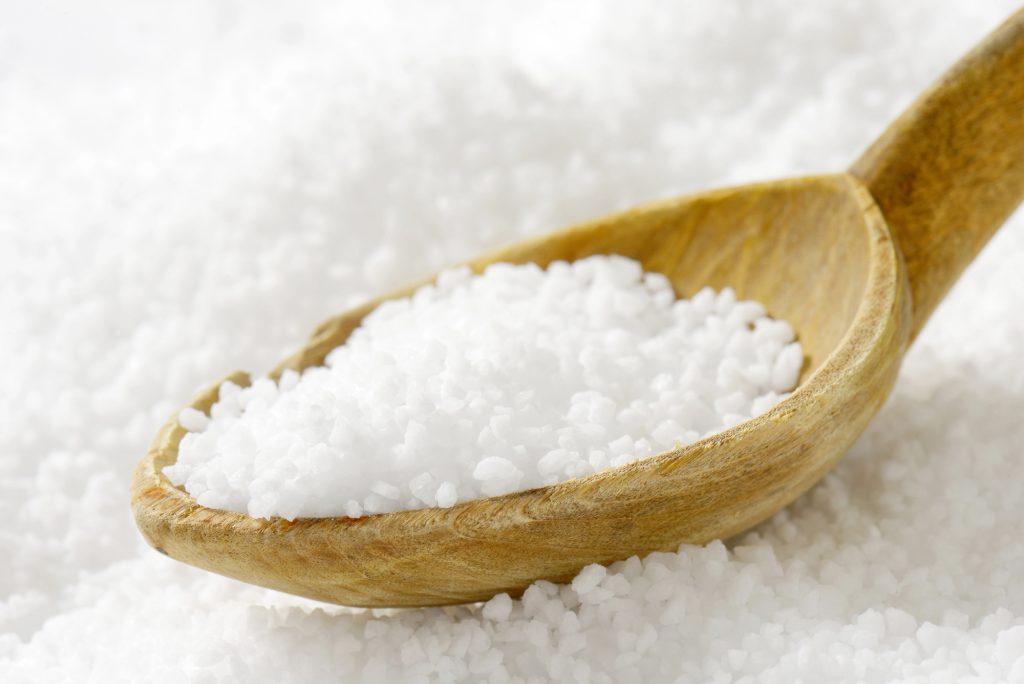What Epsom Salt Actually Does to Your Lawn (and What It Doesn't) - Lawn ...